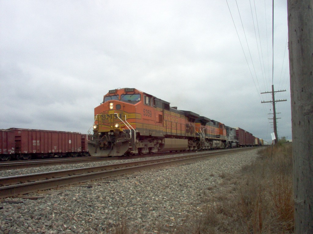 BNSF C44-9W 5359